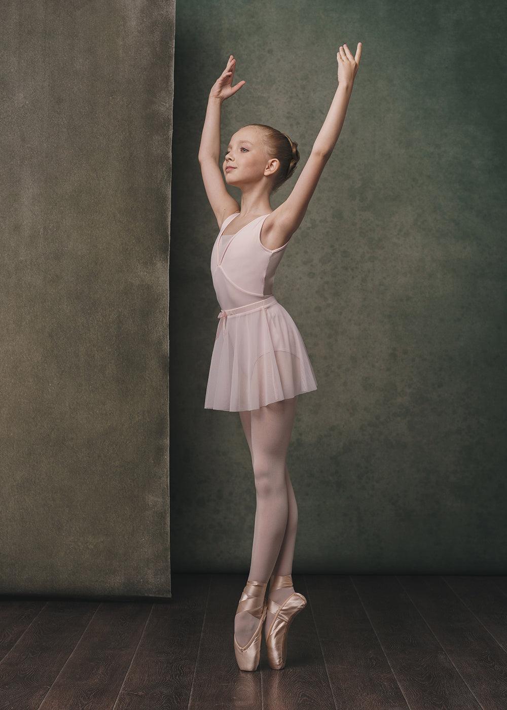 ballet pointe shoe fitting
